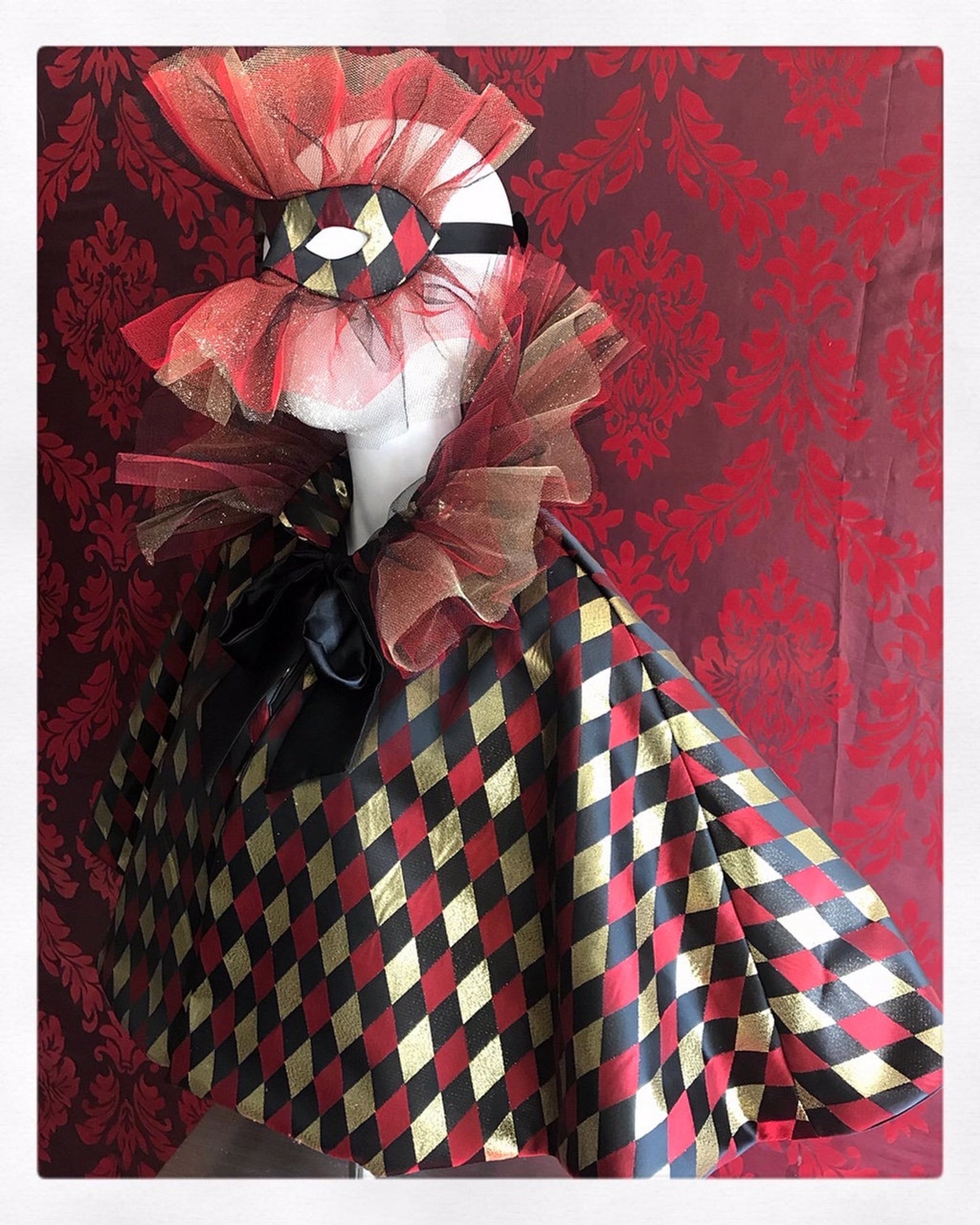 Harlequin - Red Black and Gold Silk & Tulle Cape and Mask Set ...