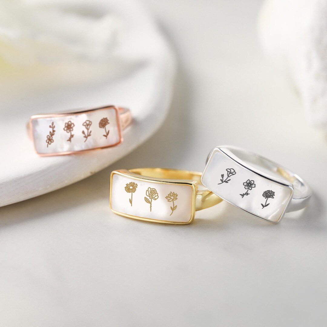 Personalized Birth Flower Ring, Custom Floral Signet Ring, Mother of ...
