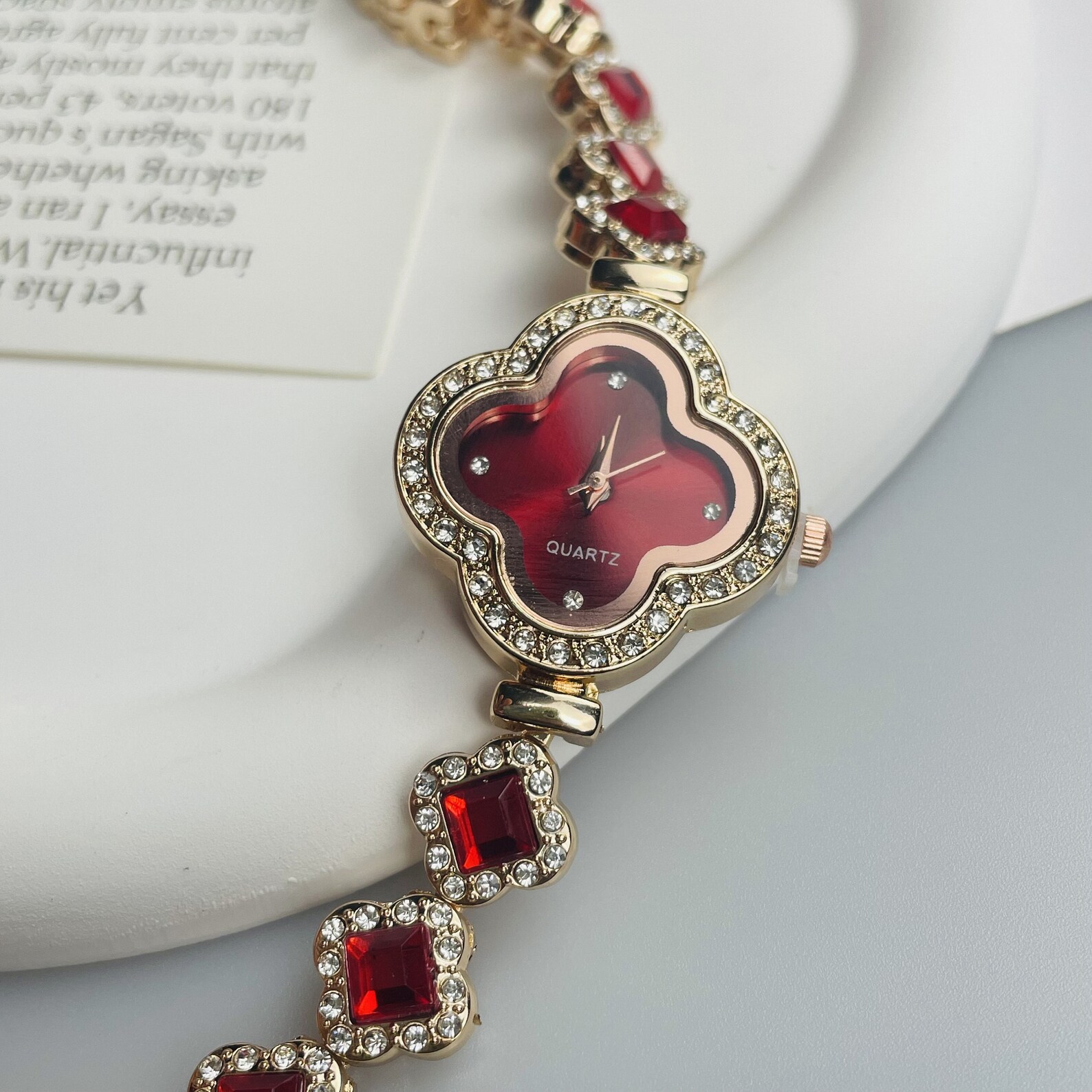 Red Four Leaf Flower Women Wrist Watch,vintage Gold Watch,gold Watch ...