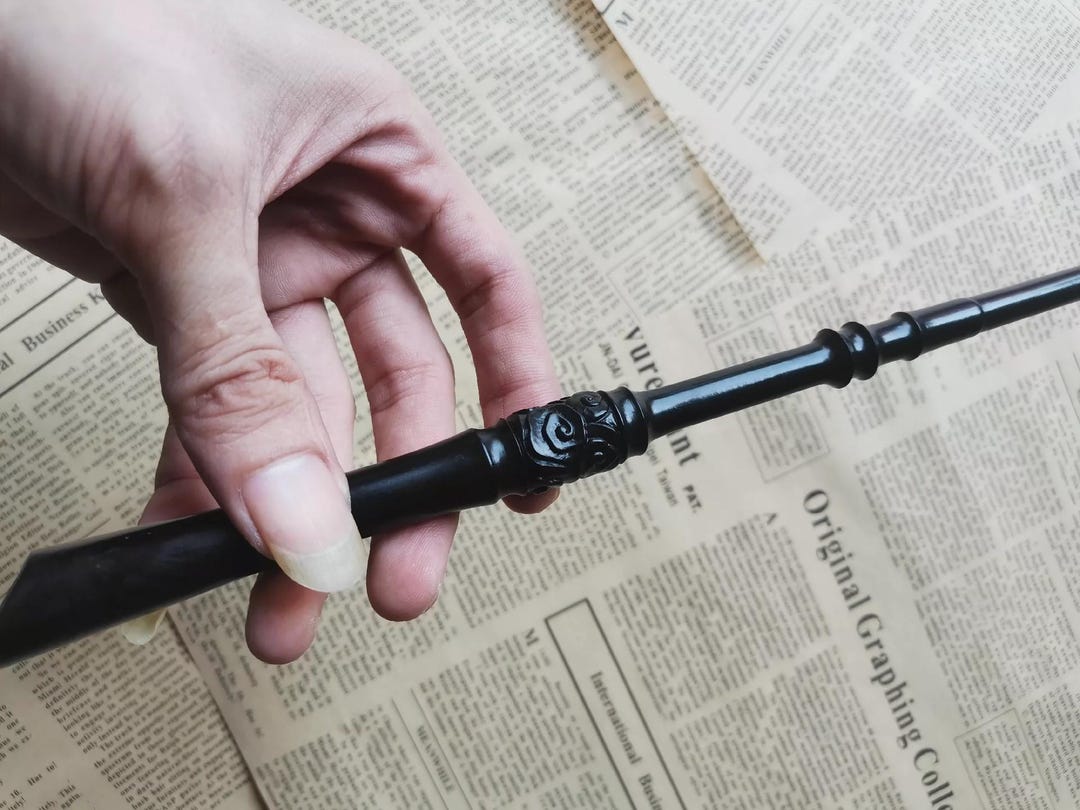 Hand-carved Wooden Wands | Handmade Magic Wand | Witch's Wand | Unique ...