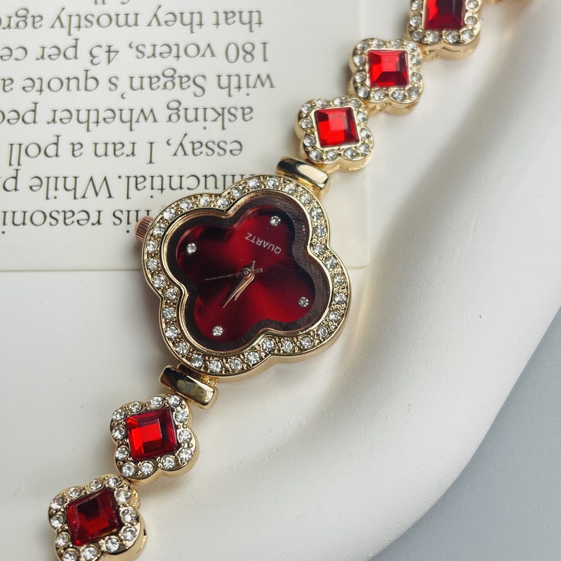 Red Four Leaf Flower Women Wrist Watch,vintage Gold Watch,gold Watch ...