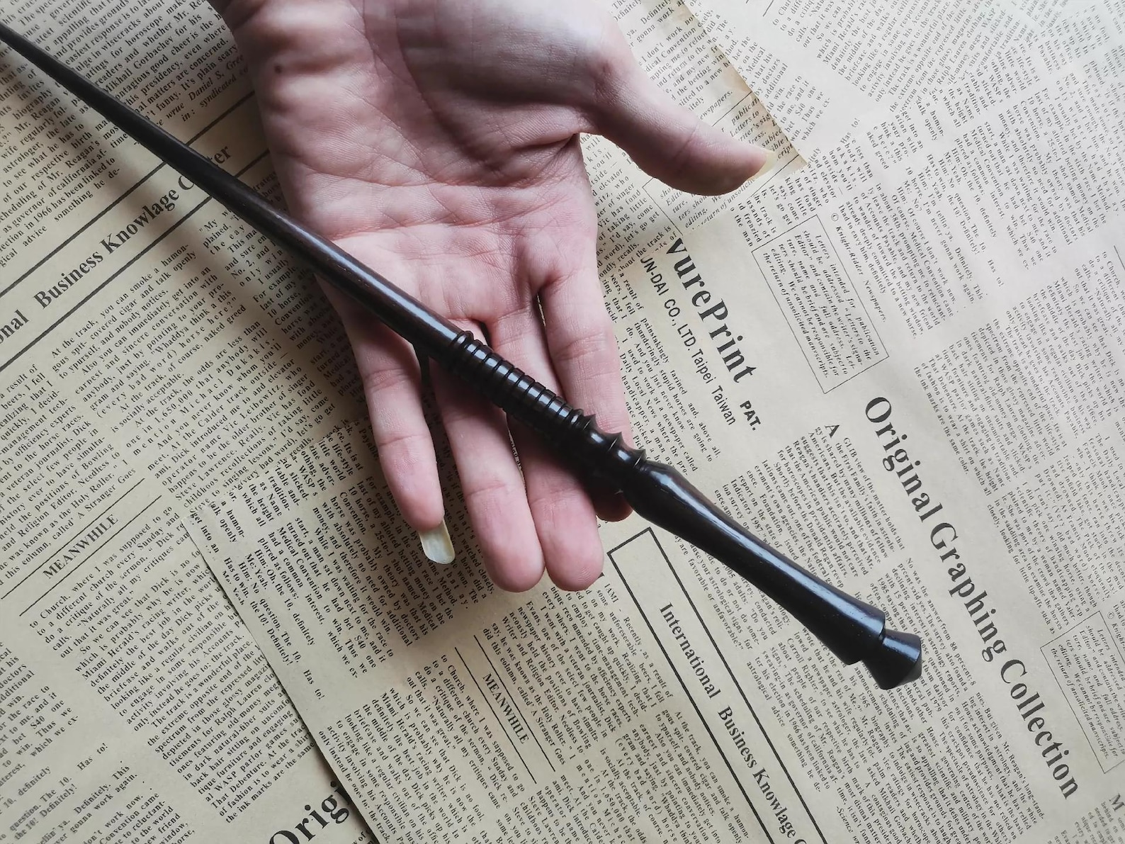 Custom Wooden Wands | Hand-carved Wands | Handmade Magic Wand | Witch's ...