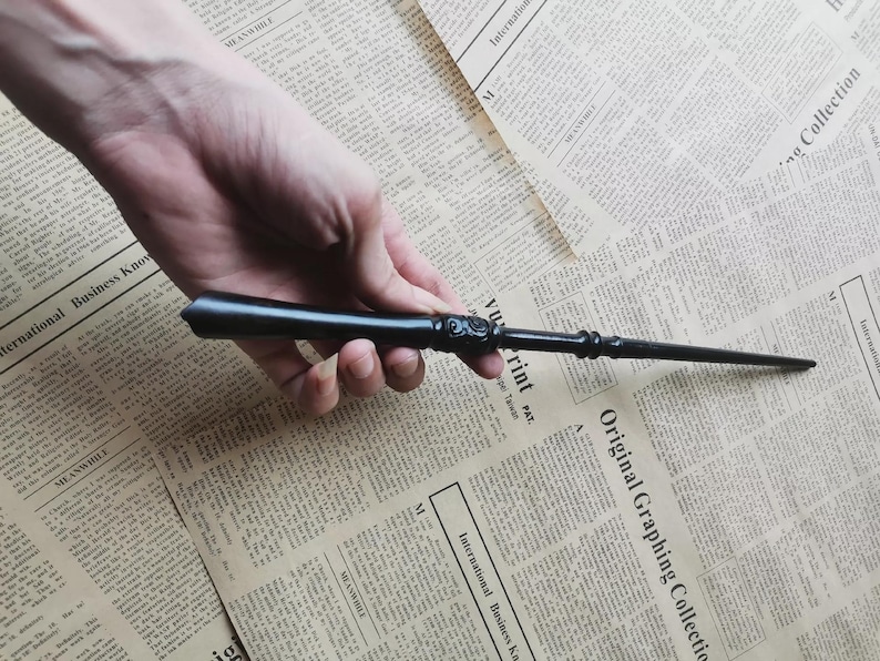 Hand-carved Wooden Wands | Handmade Magic Wand | Witch's Wand | Unique ...