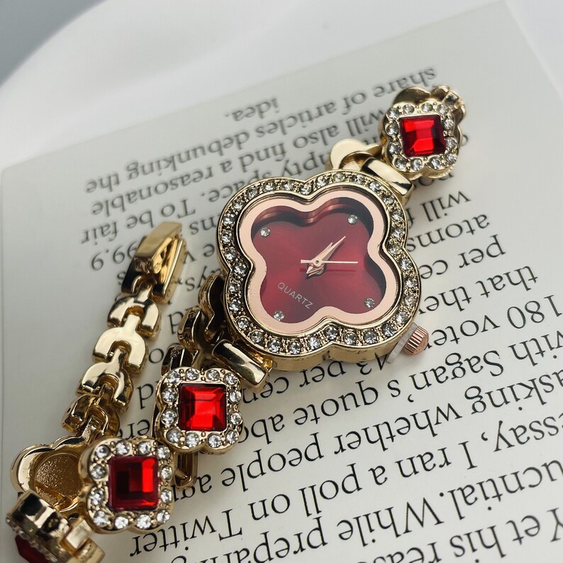 Red Four Leaf Flower Women Wrist Watch,vintage Gold Watch,gold Watch ...