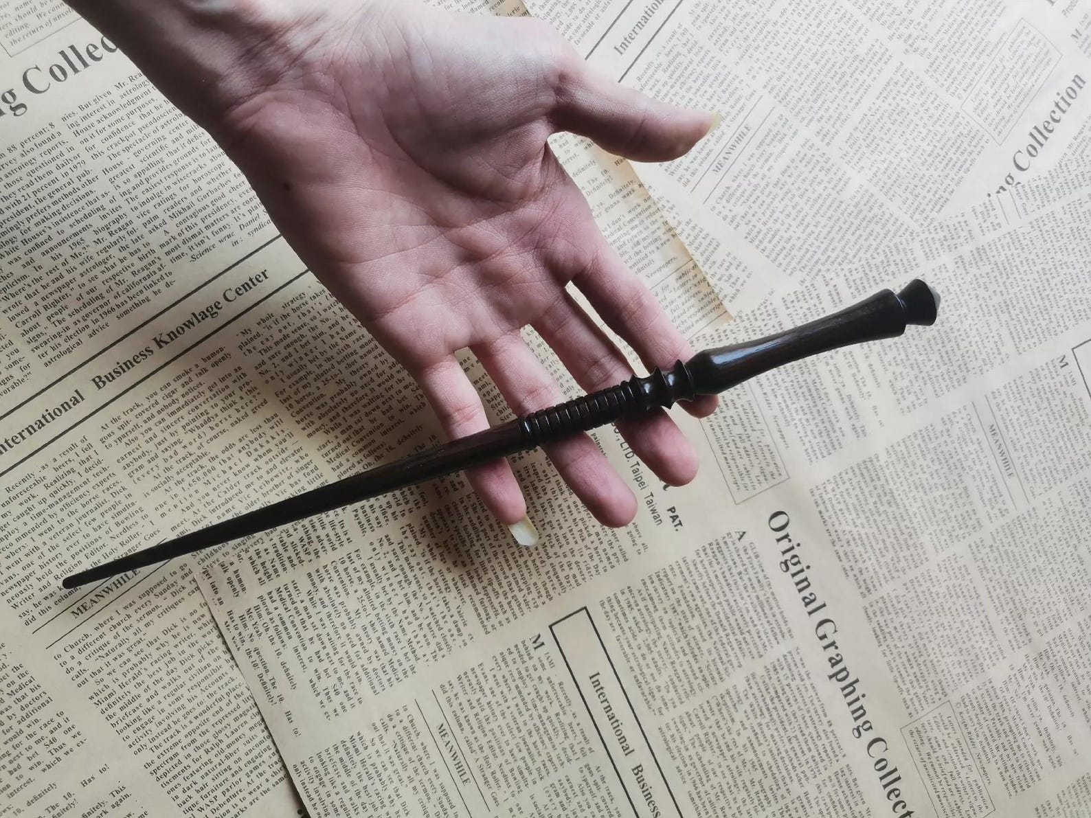 Custom Wooden Wands | Hand-carved Wands | Handmade Magic Wand | Witch's ...