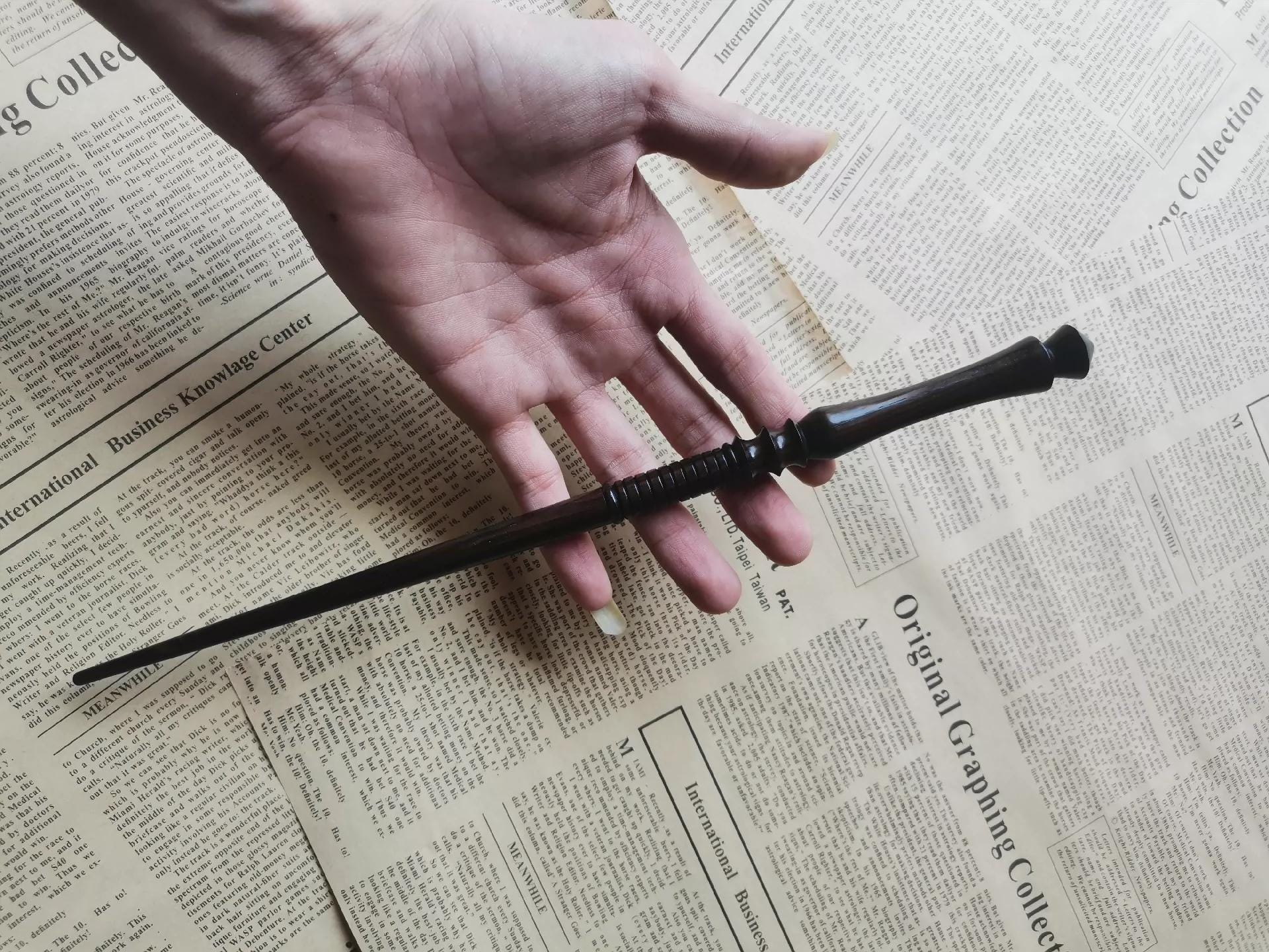 Custom Wooden Wands | Hand-carved Wands | Handmade Magic Wand | Witch's ...