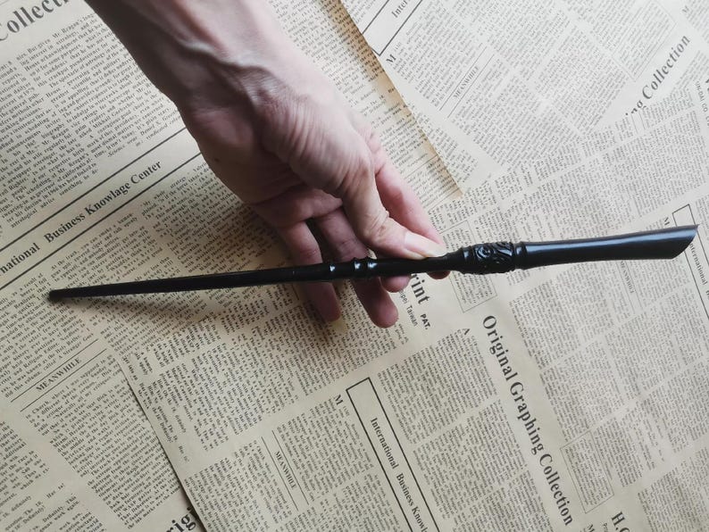Hand-carved Wooden Wands | Handmade Magic Wand | Witch's Wand | Unique ...