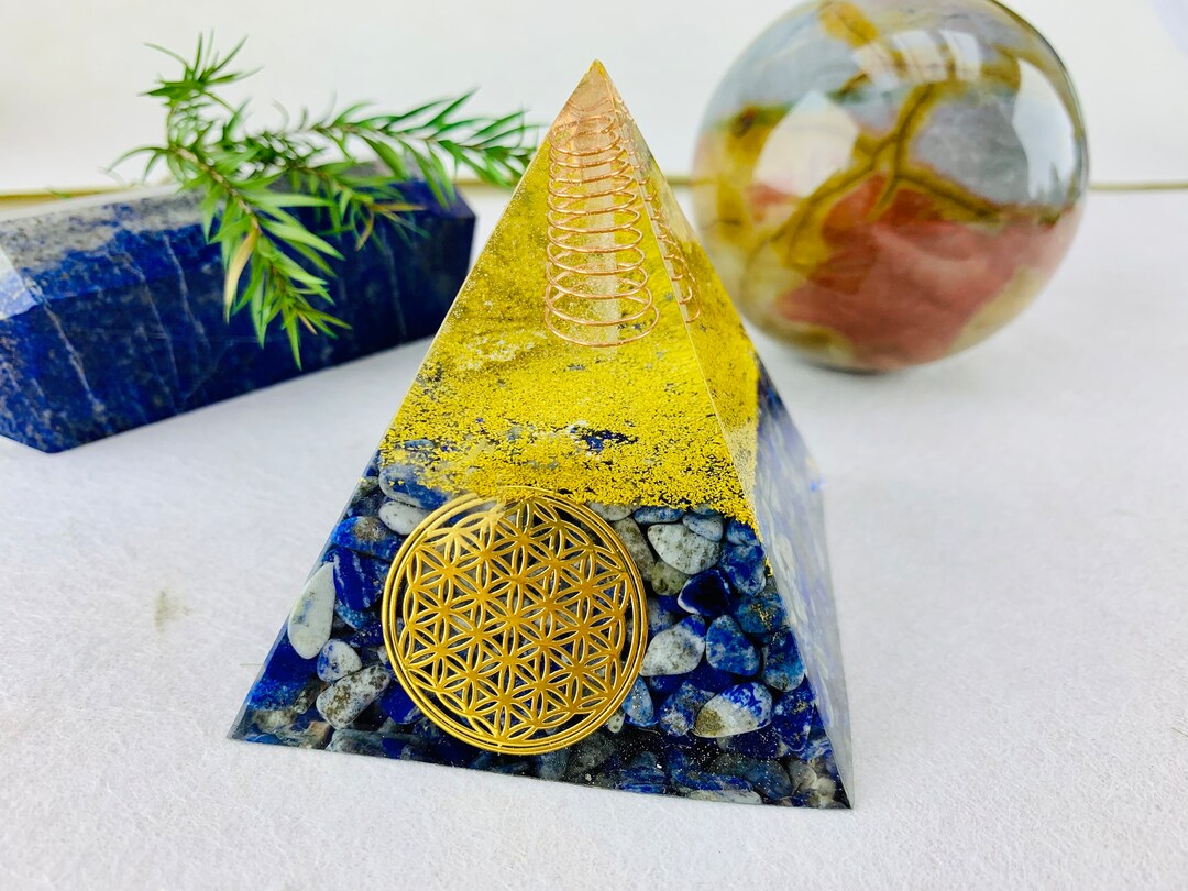 3'' Resin Orgonite Pyramid, Energy Pyramid, the Flower of Life Pyramid ...