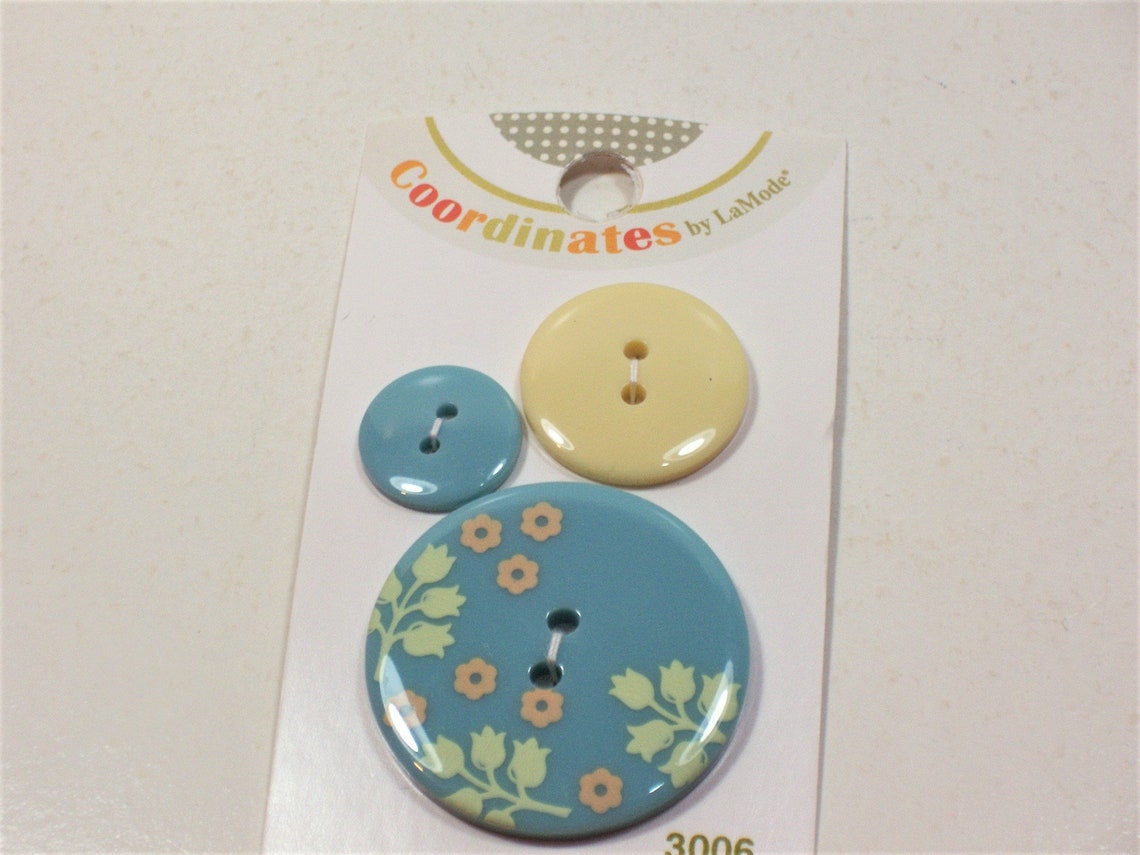 Country Blue and Beige Buttons Blue and Beige Buttons x 3 | Etsy