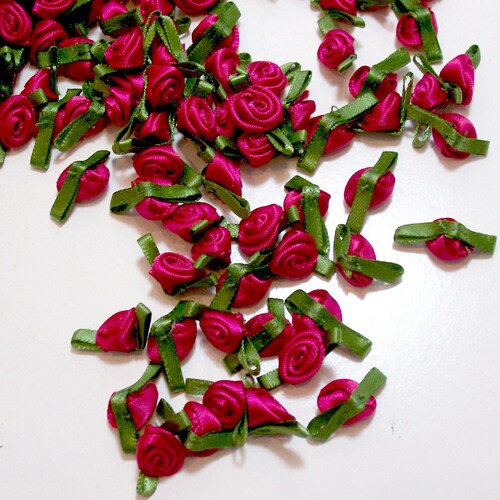 Red Roses Red Flower Appliques Offray Flat Ribbon Rose Satin - Etsy