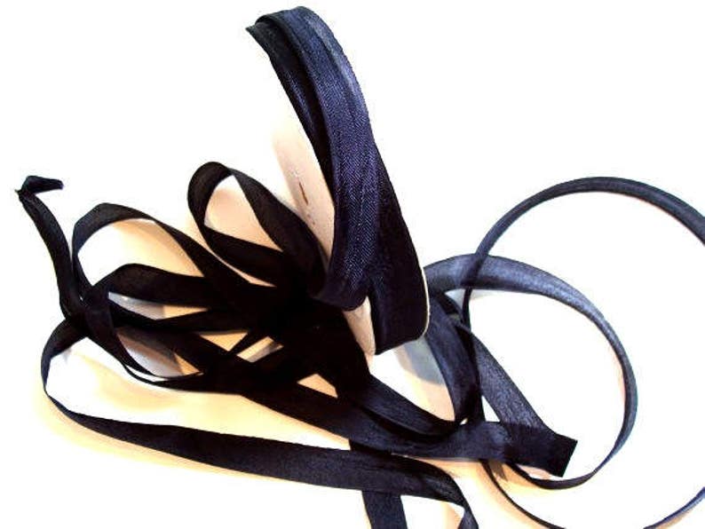 Black Rayon Seam Binding 1/2 inch wide x 10 yards Hug Snug | Etsy