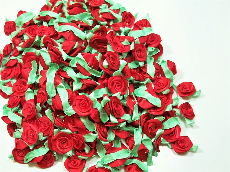 Red Roses Red Flower Appliques Offray Flat Ribbon Rose Satin - Etsy