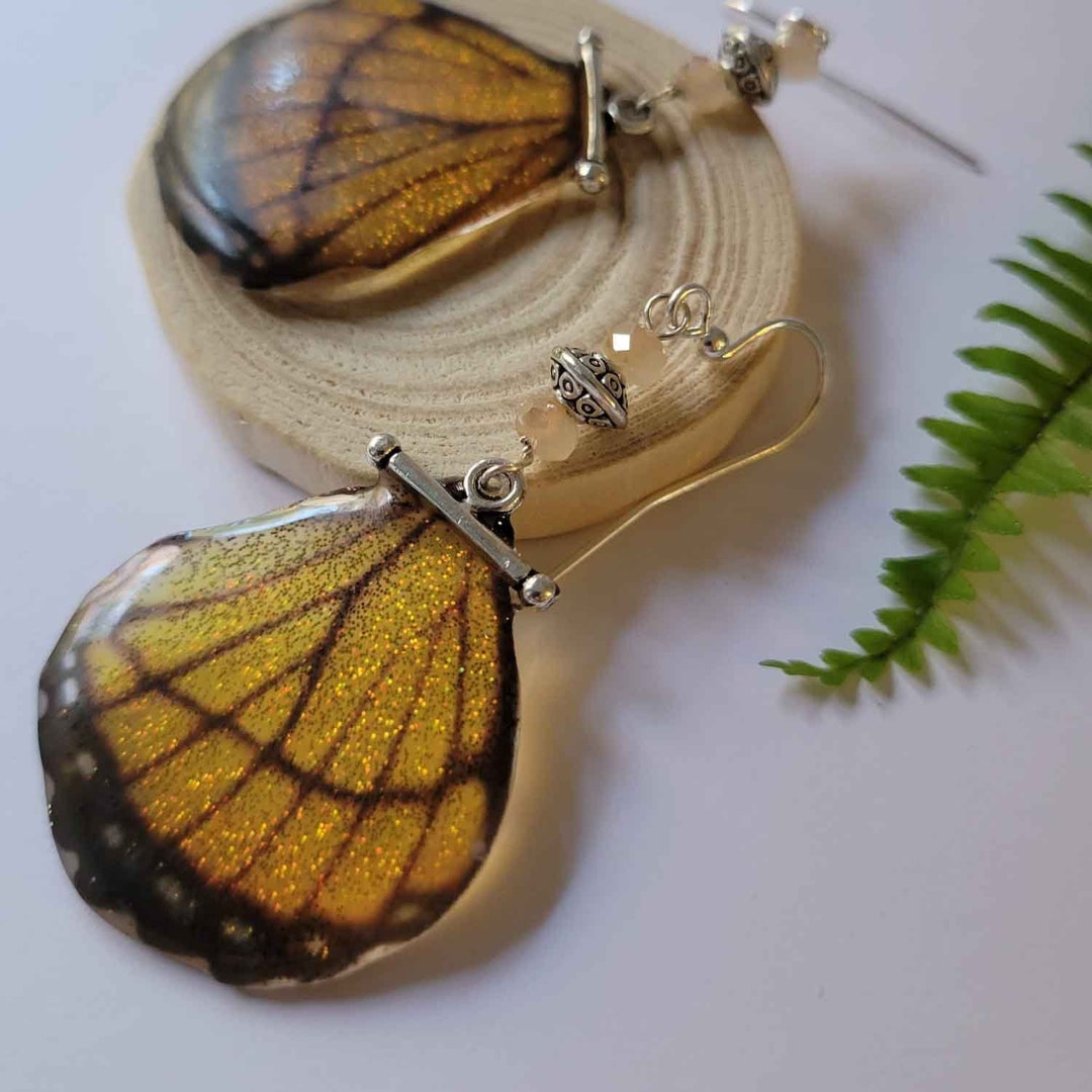 Translucent ƸӜƷ Monarch Fairy Wing Earrings by Beadingmom - Etsy