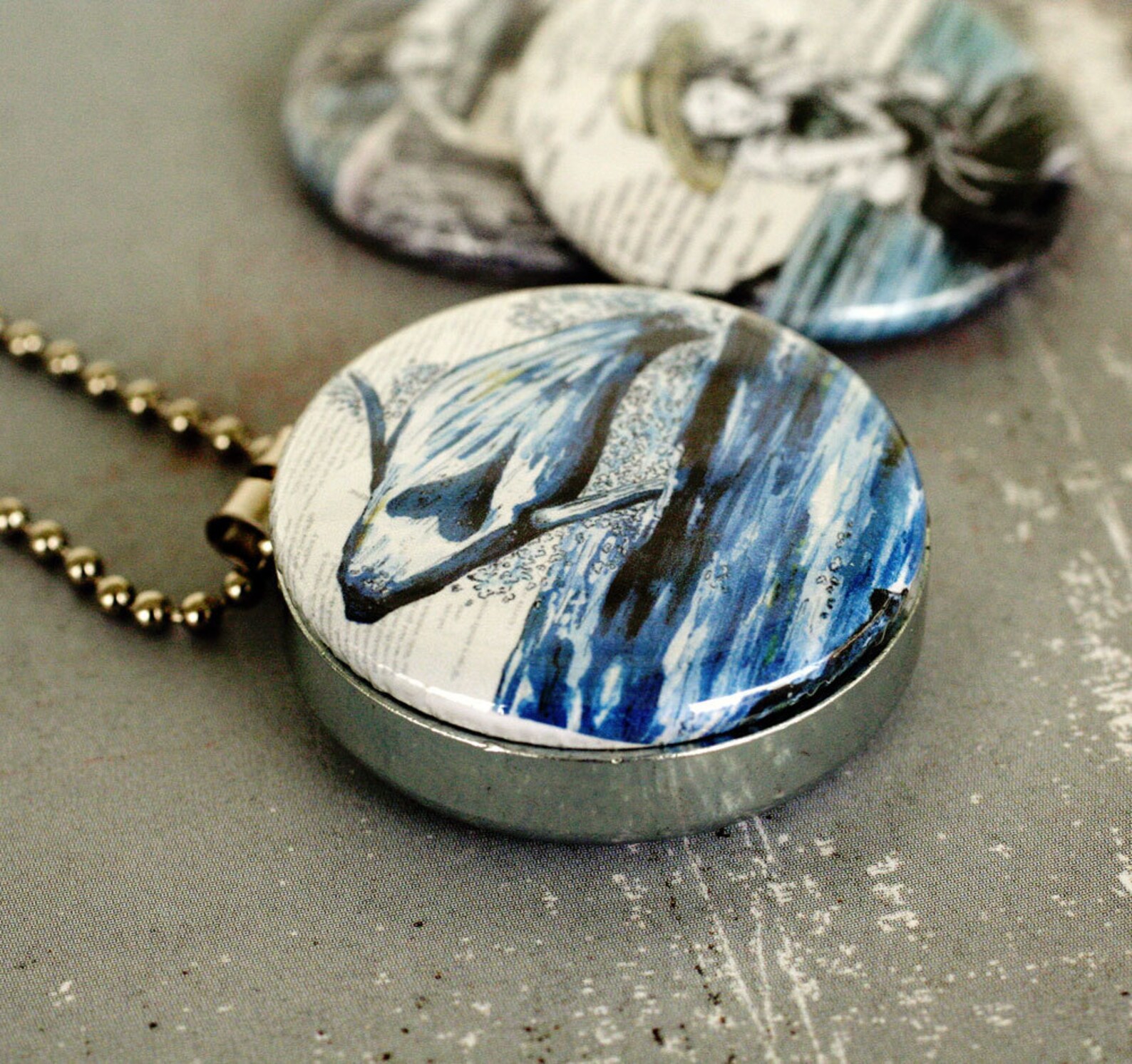 Seaside Mirror Locket Necklace Magnetic and Interchangeable - Etsy