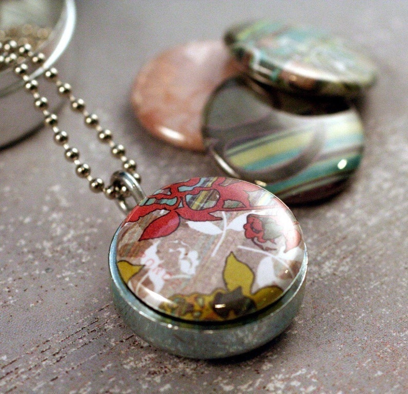 Minimalist Locket Abstract Art Jewelry 4 Necklaces in 1 - Etsy
