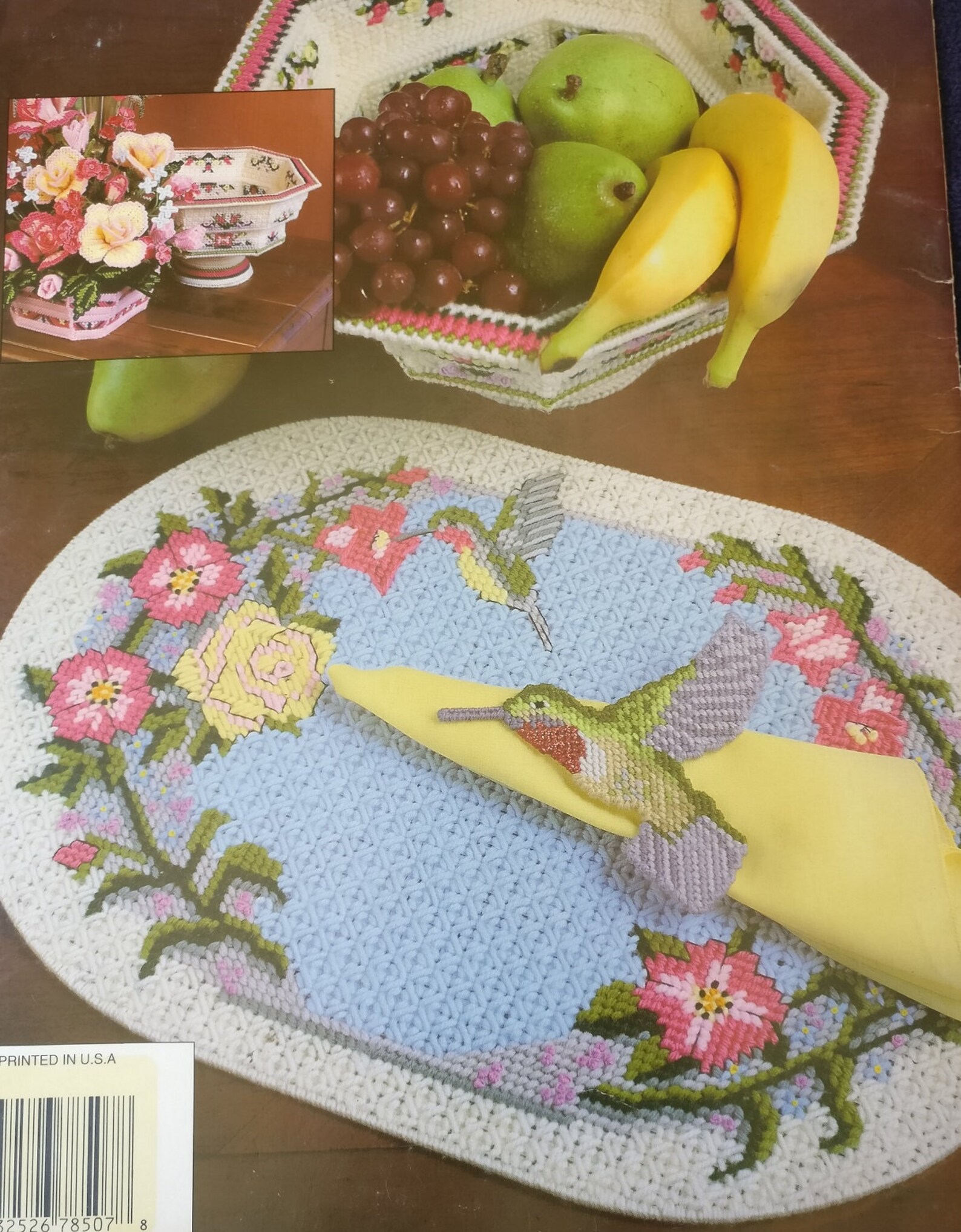 Hummingbird Table Decor Plastic Canvas Pattern Book by Annies | Etsy