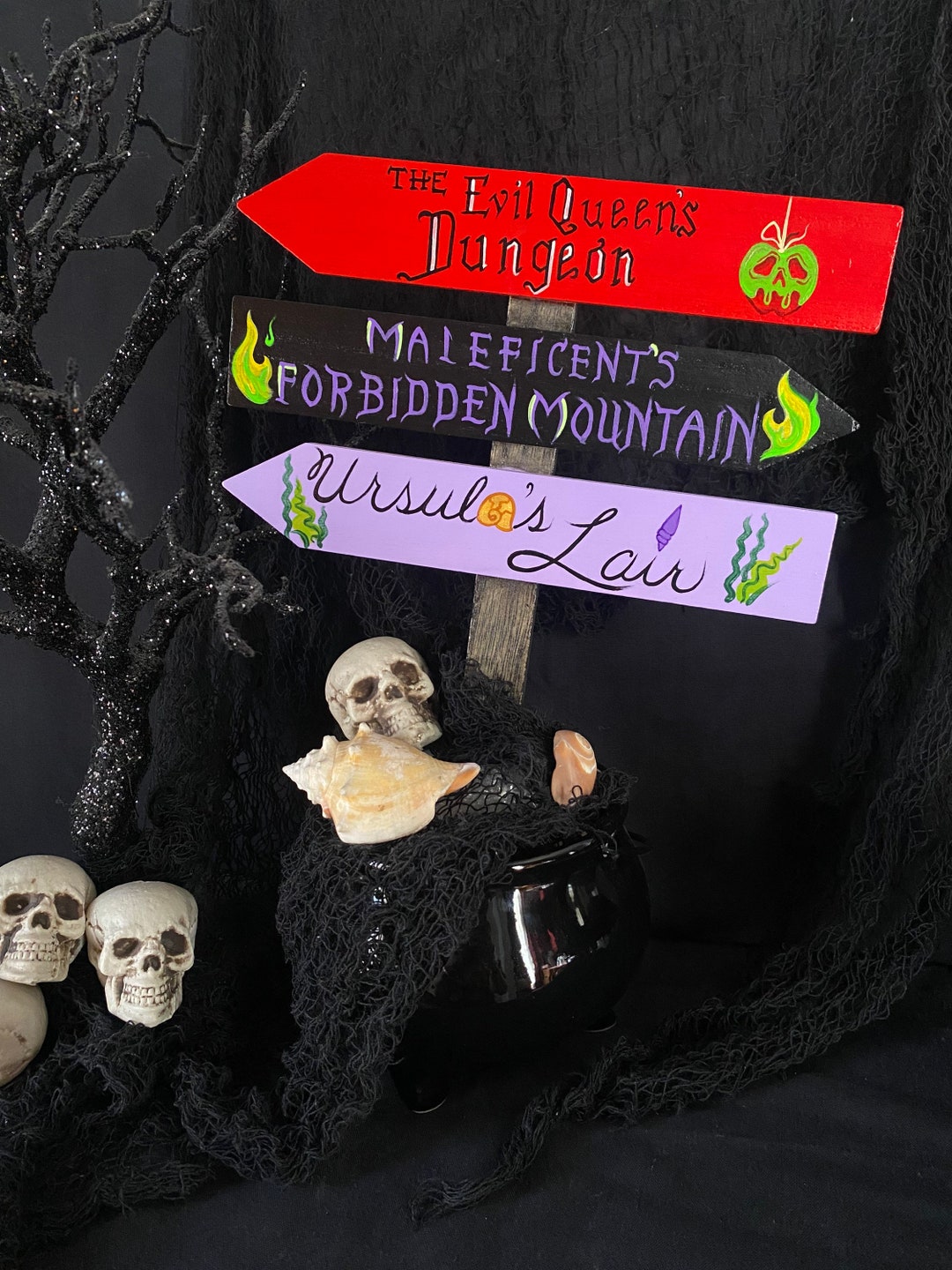 Villain Inspired Sign Small Hand Painted 3 Way Wood Stake Evil Queen ...