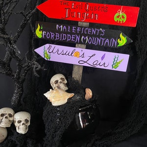 Villain Inspired Sign Small Hand Painted 3 Way Wood Stake Evil Queen ...