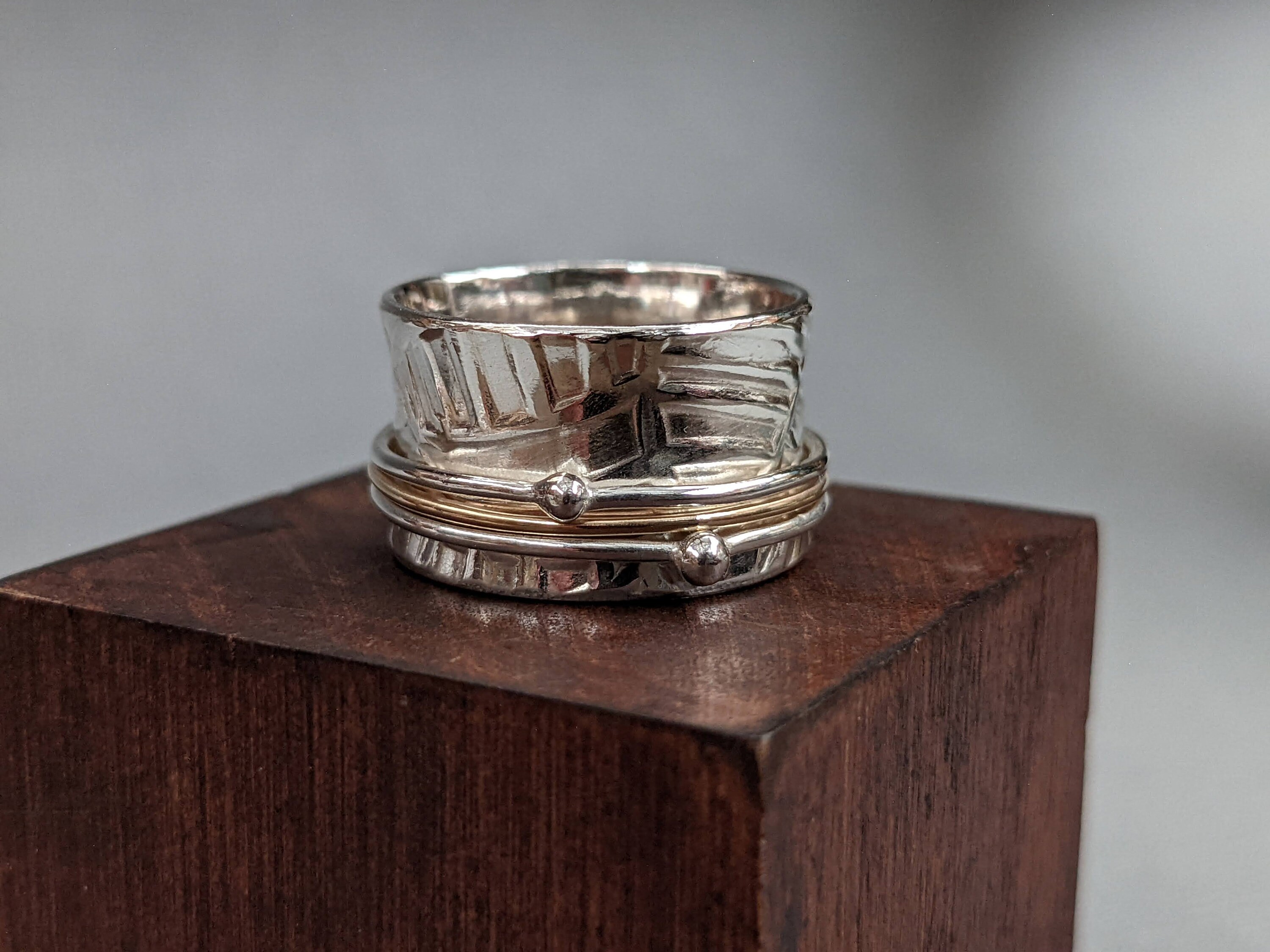 Fidget Jewelry and Spinner Rings to Help You Conquer Anxiety