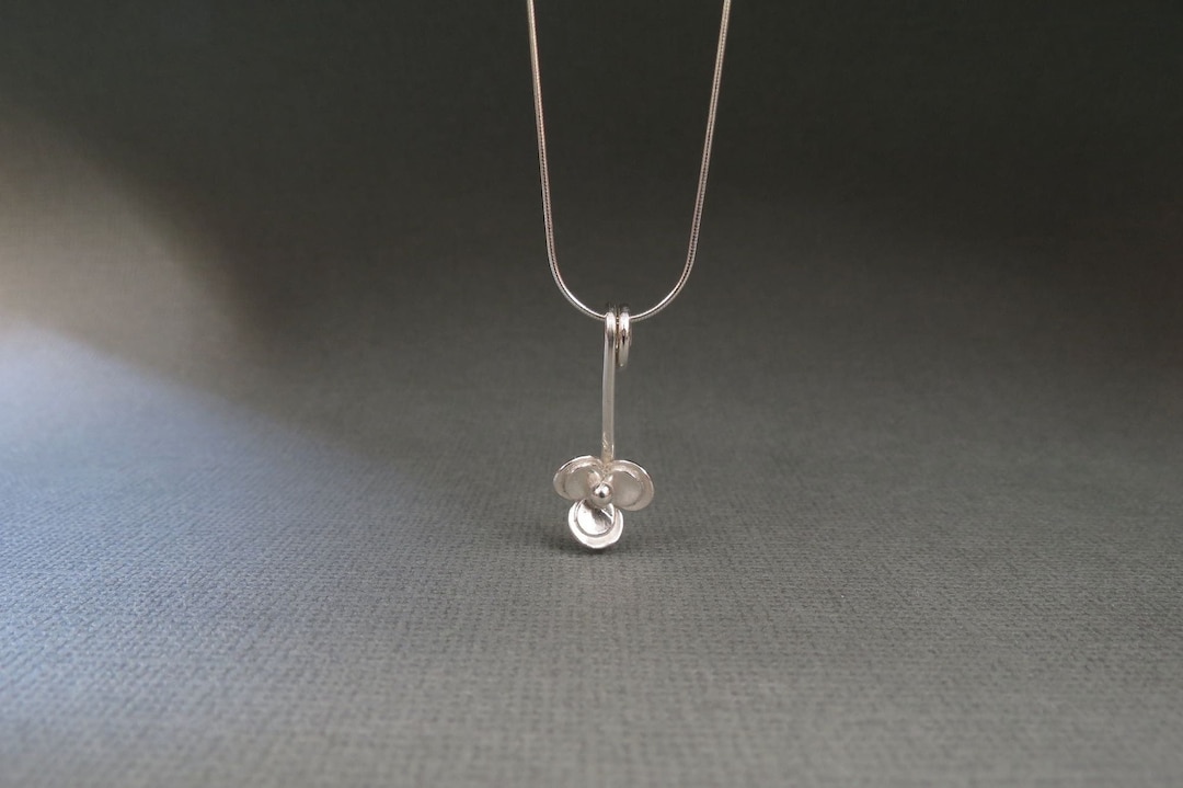 Sterling Silver Simple Flower Necklace Handmade - Etsy