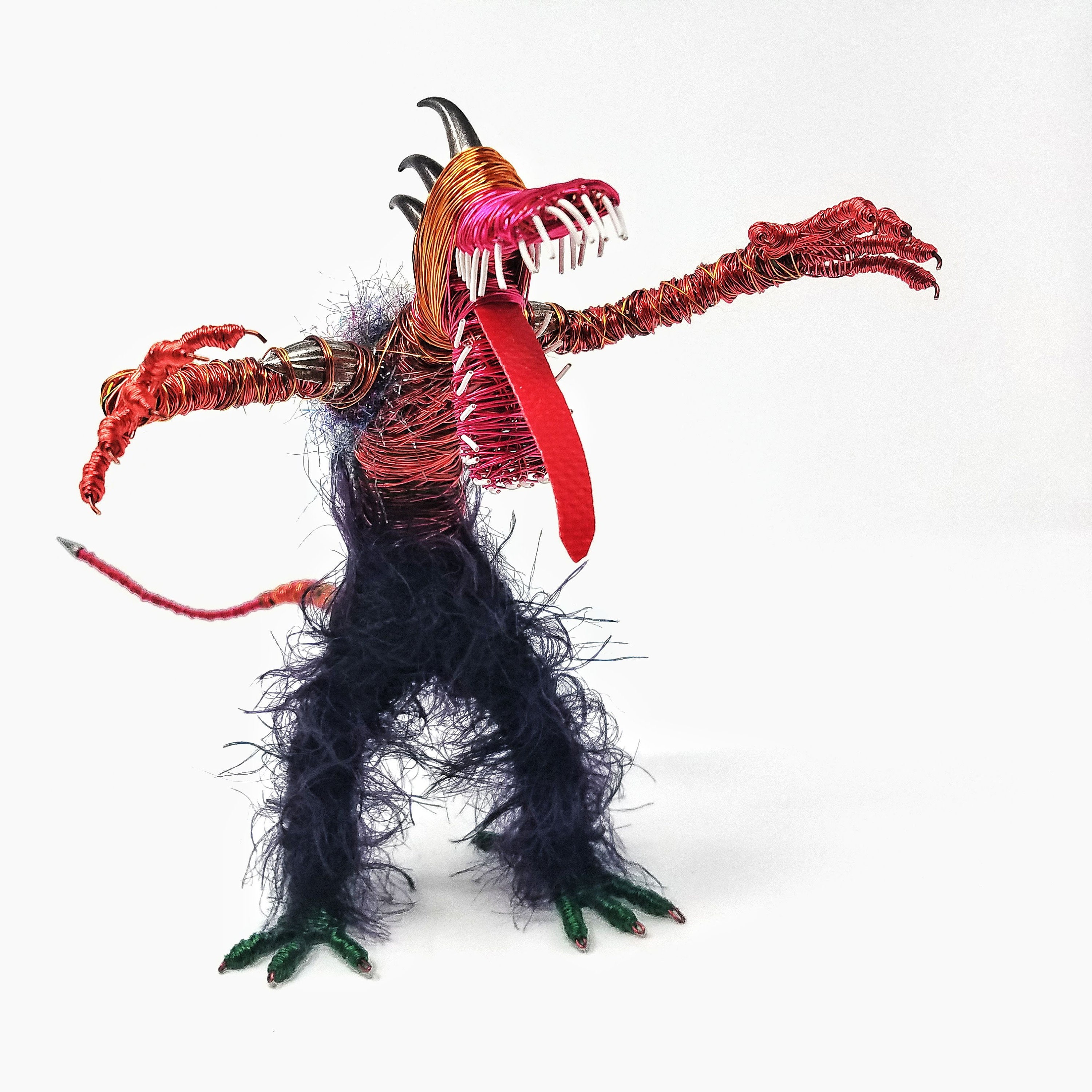 Scary Eyeless Monster Bendable Copper Wire Creature - Etsy España