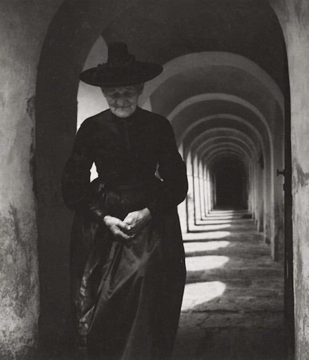 Old Vintage Antique WITCH Occult ENCHANTRESS Black Magic Photograph ...