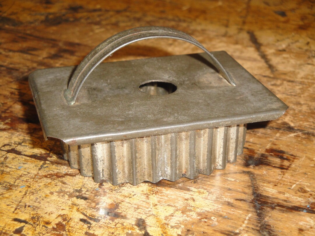 Vintage Old Antique Cookie Biscuit Cutter With Crimped Edge | Primitive ...