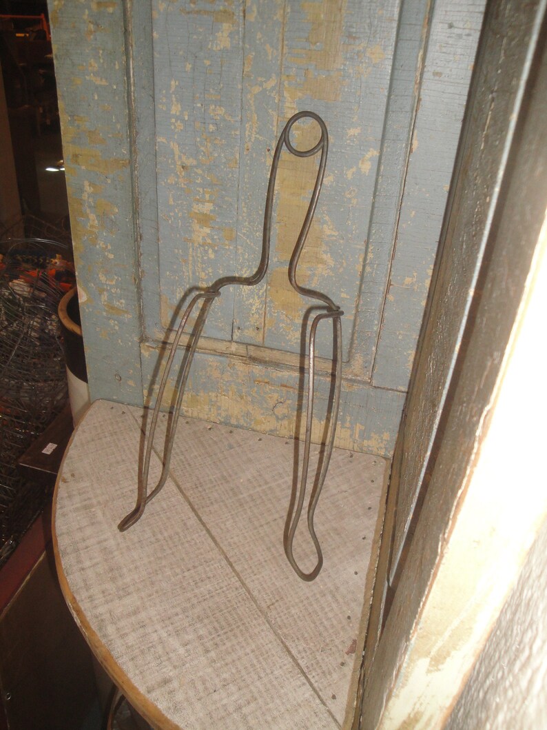 Old Primitive Vintage Antique Wire Pie Pan Lifter Grabber | Etsy