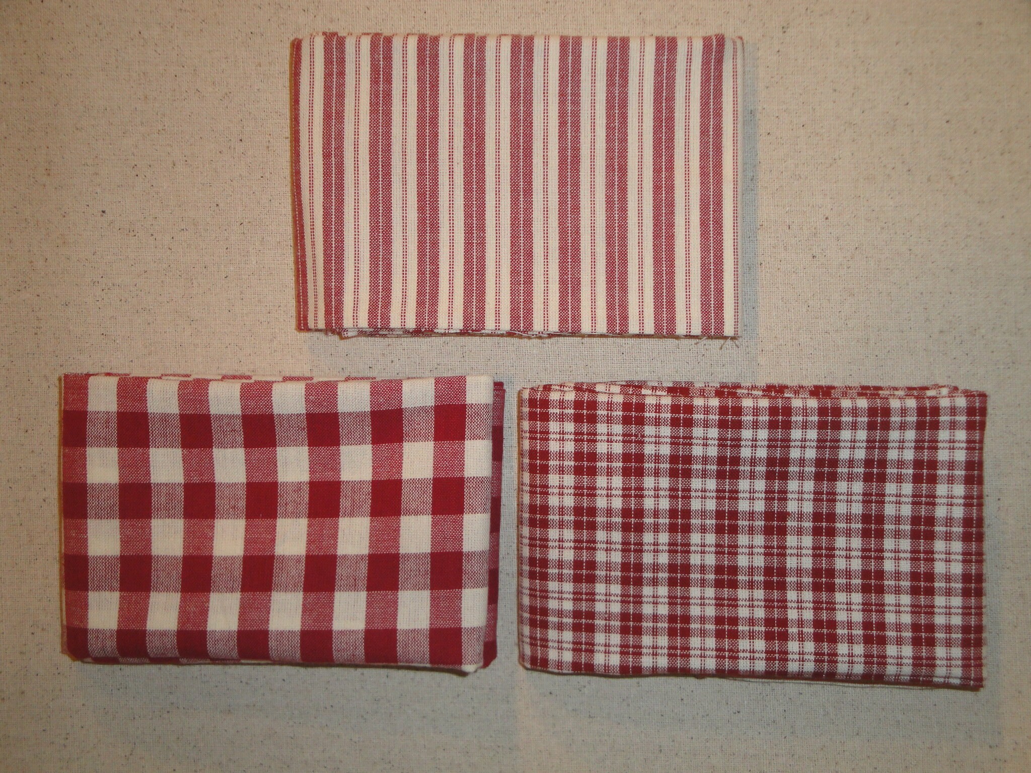 Red & Cream Primitive Woven Cotton Homespun Fabric Fat Quarter Bundle ...