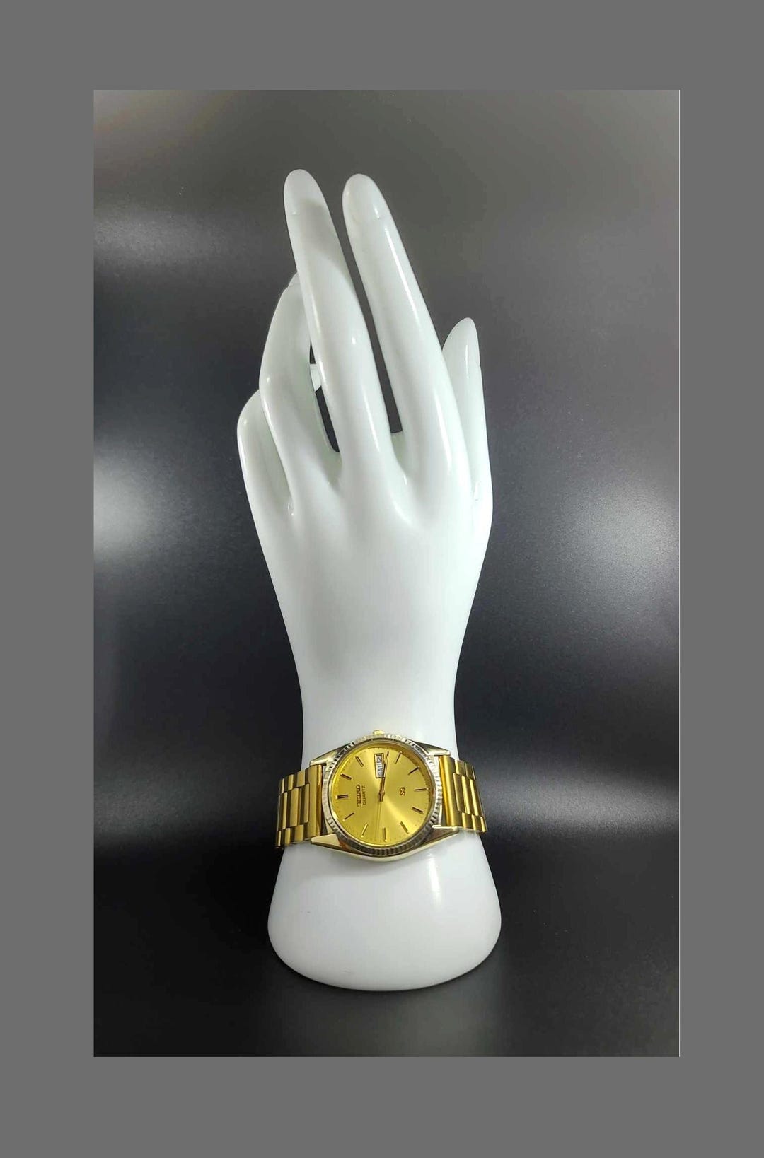 Seiko Mens Quartz Watch With Date & Day Displays - Etsy