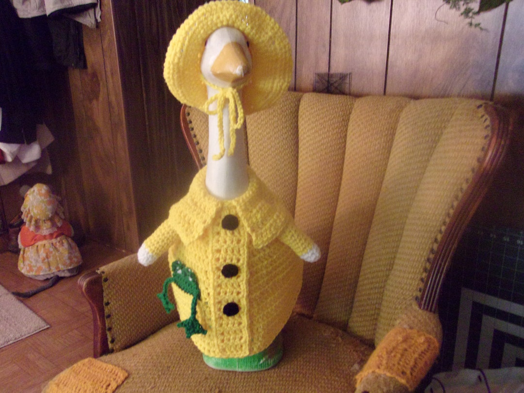 Raincoat and Frog Goose Geese Outfit Crochet Lawn Goose Clothes ...