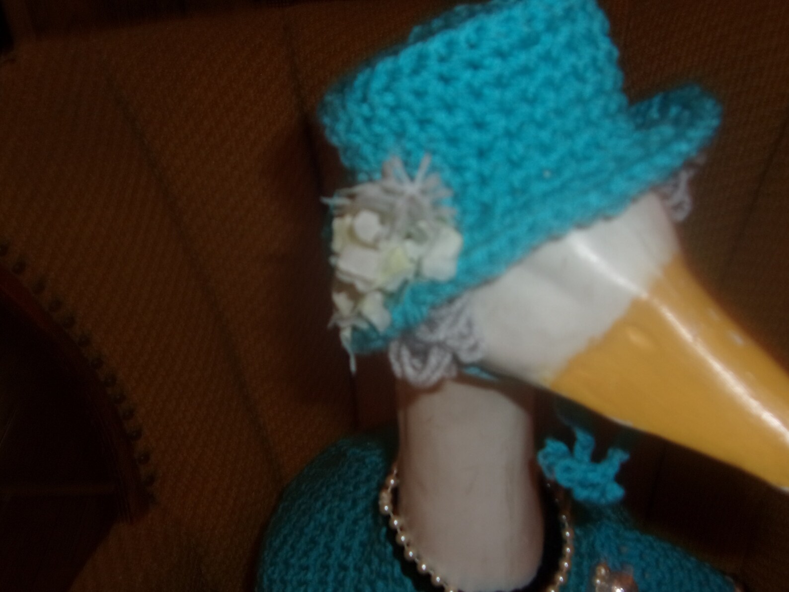 Queen Elizabeth England Goose Geese Outfit Crochet Lawn Geese Clothes ...