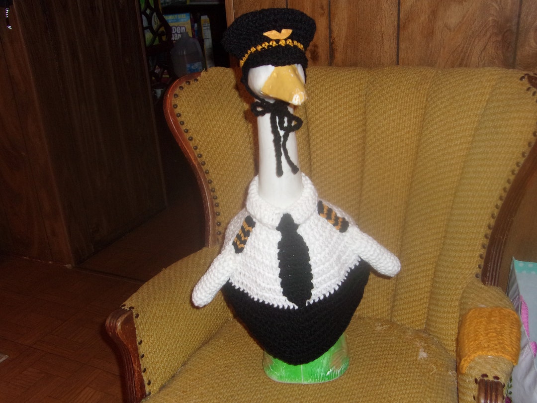 Pilot Goose Geese Outfit Crochet Lawn Goose Clothes Yard Art Garden ...
