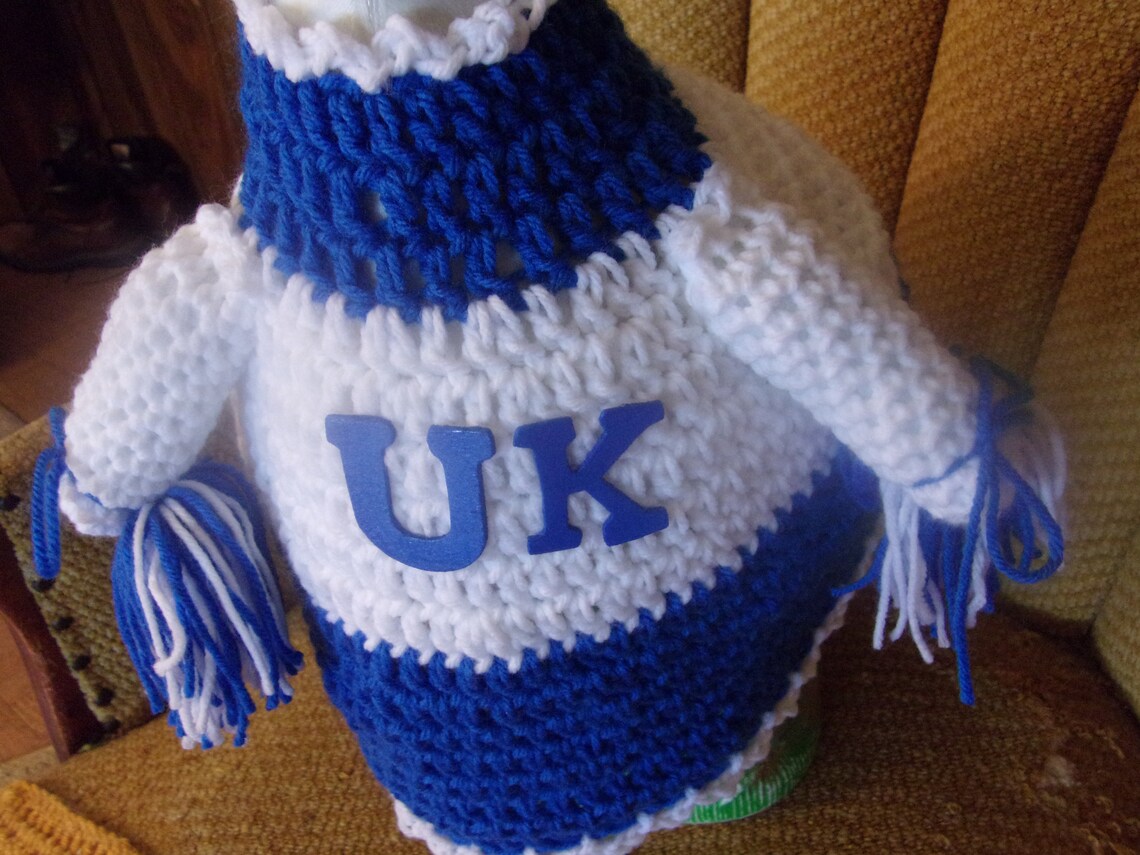 University of Kentucky Cheerleader Goose Geese Outfit Crochet Lawn ...