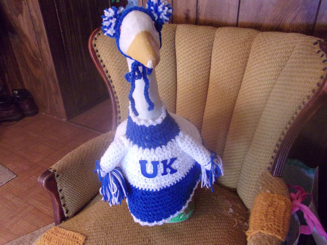 University of Kentucky Cheerleader Goose Geese Outfit Crochet Lawn ...