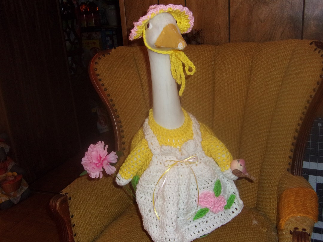 Bird Lady Goose Geese Outfit Crochet Lawn Goose Clothes Yard Art Yard ...