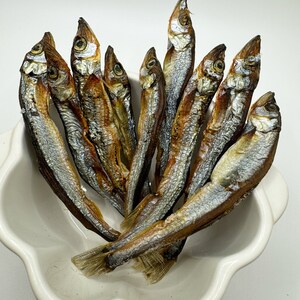 Dehydrated Capelin Fish W/ Roe Treats for Dogs/cats - Single Ingredient ...