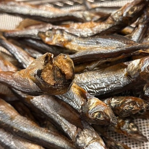 Dehydrated Capelin Fish W/ Roe Treats for Dogs/cats - Single Ingredient ...