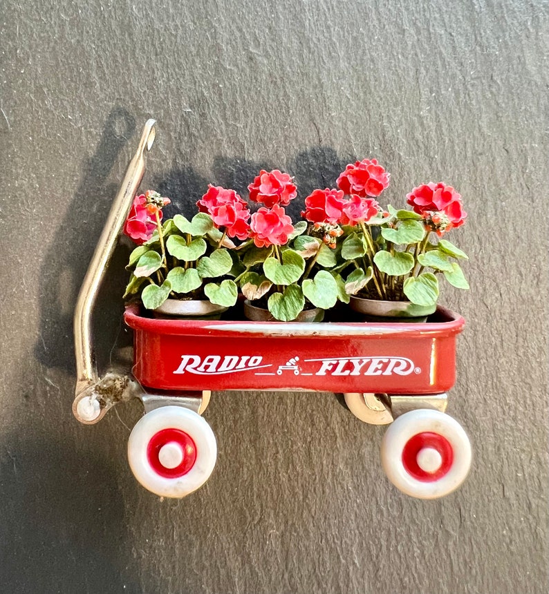 Vintage Radio Flyer Wagon Keychain - Etsy