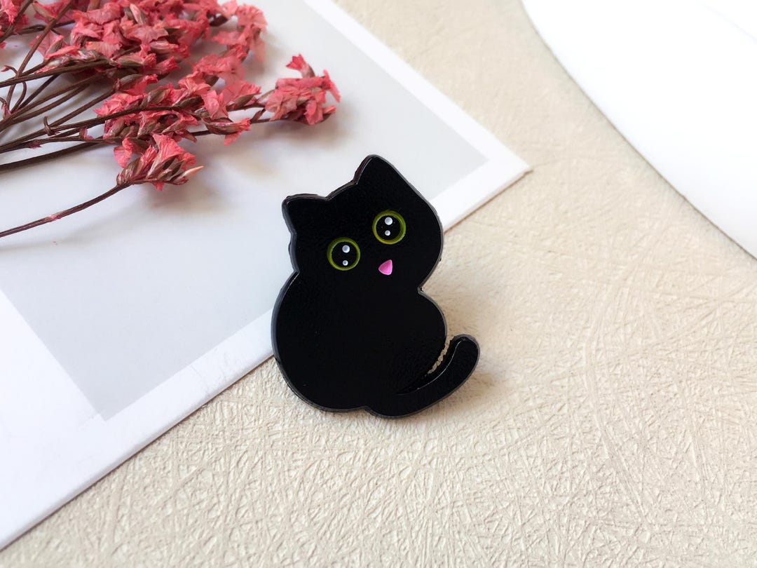 Lovely Cat Enamel Pin Cute Kitten Pin Badge Pin Collection Lapel Pin ...
