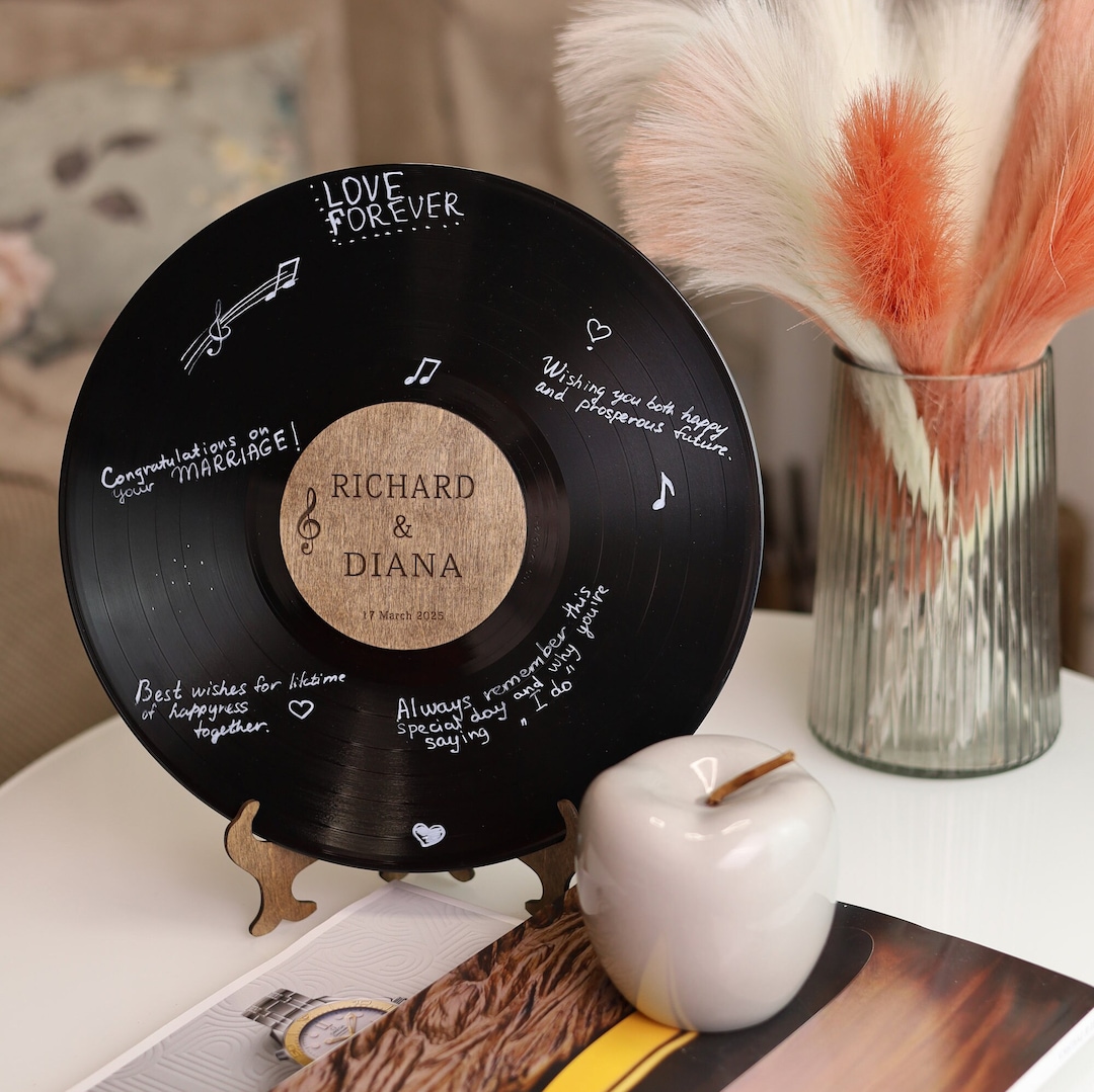 Vinyl Record Guest Book Sign With Record Player Imitation, Music Lover ...