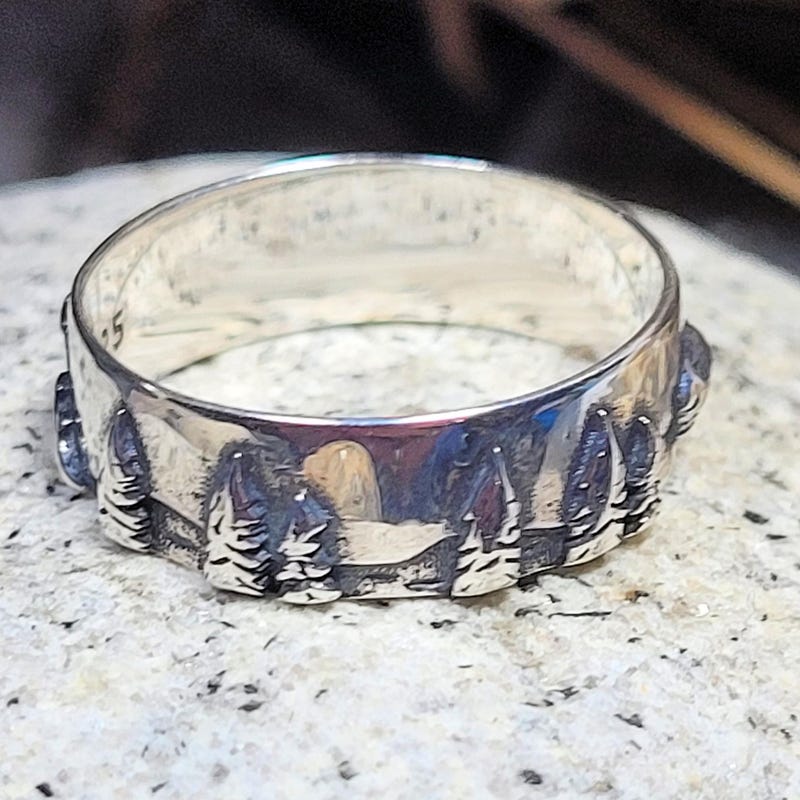 Bear Signet Ring - Etsy