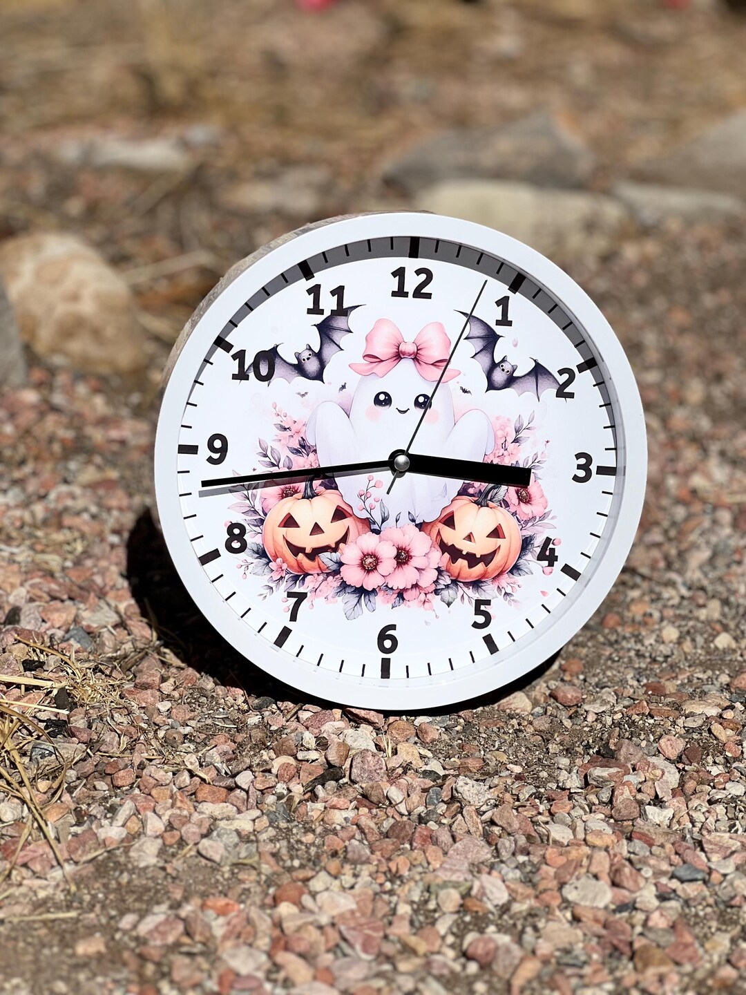 Ghost Halloween Clock, 9” Clock, Pink Ghost Decor, Halloween Decor, - Etsy