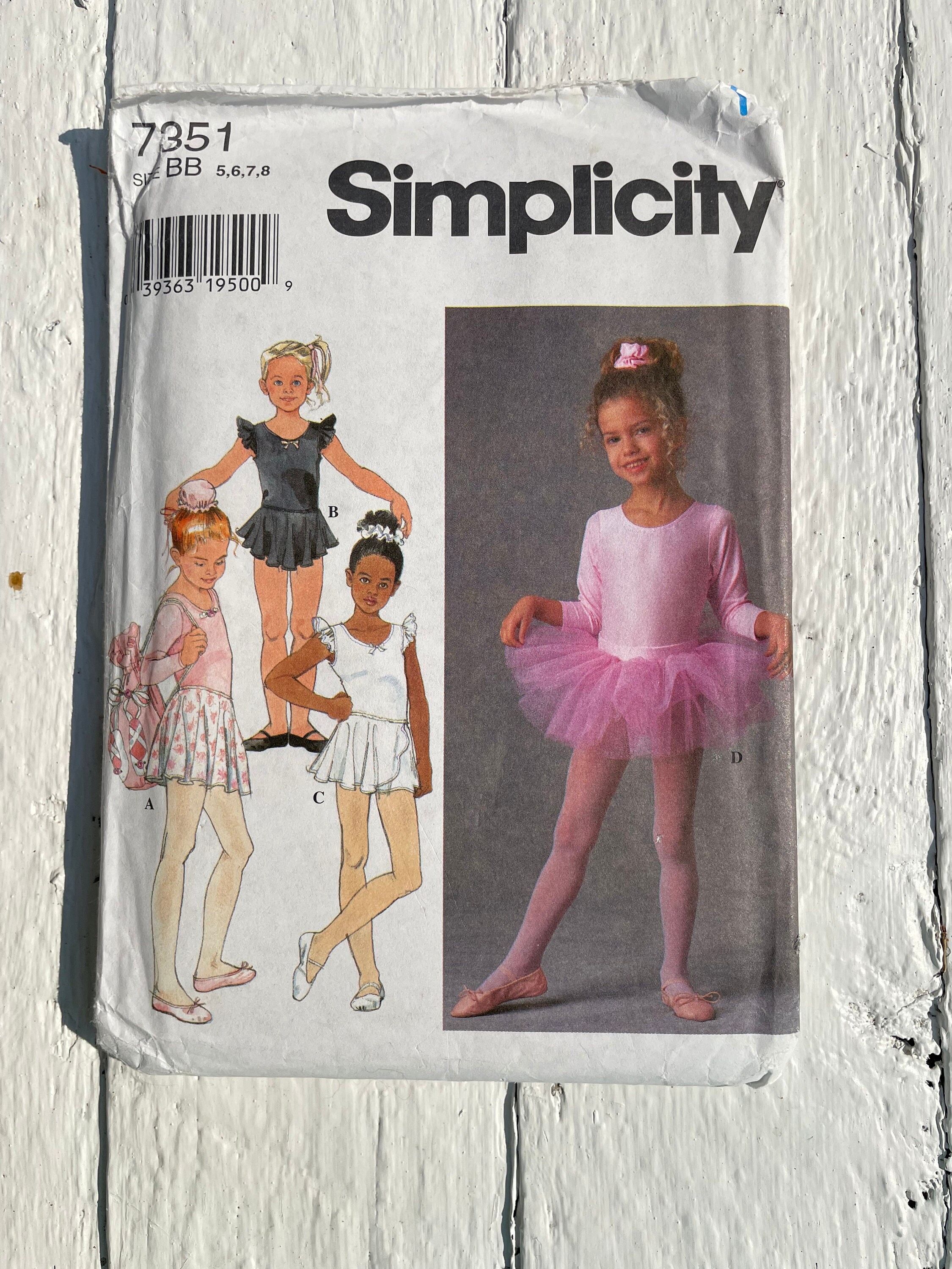 Simplicity 7351 Childs Leotards, Skirts, TUTU, Bag and Hair Accessories Sewing Pattern, Size BB ...