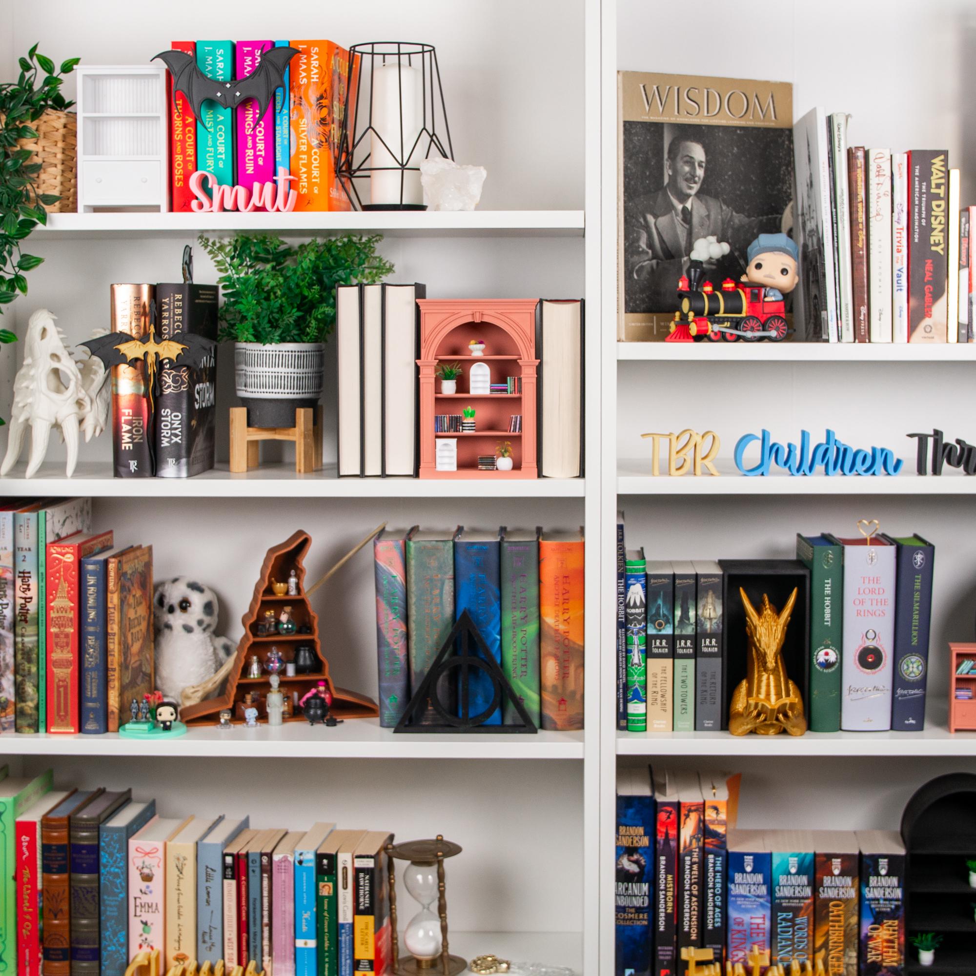Vintage Bookshelf Bookends 3D Printed Home Library Decor Rustic Shelf ...