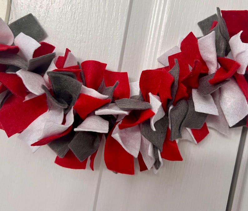 University of Alabama Crimson & White Football Felt Garland - College ...