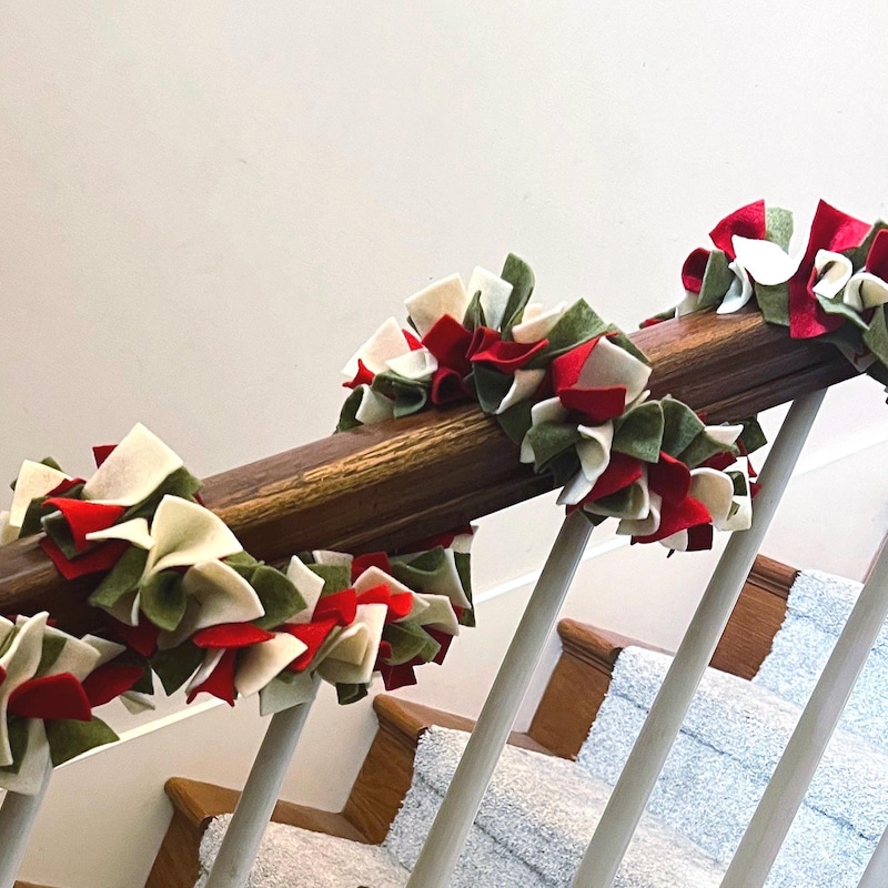 Fluffy Garland Green - Etsy