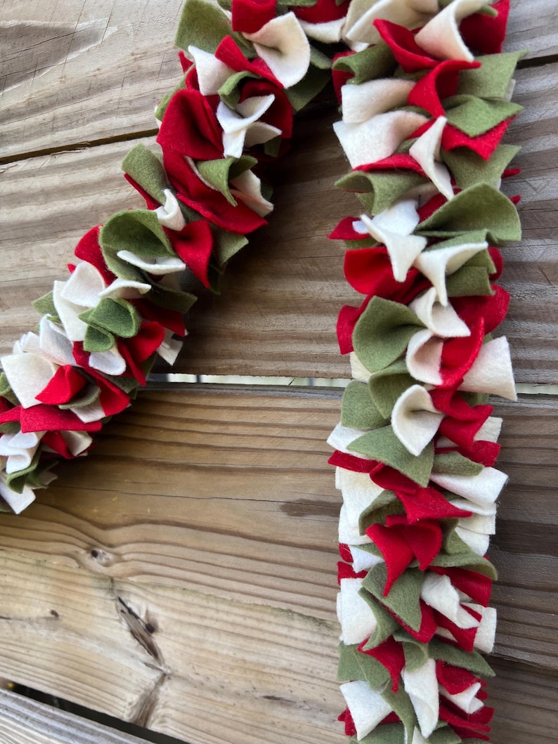 Muted Felt Christmas Garland / Cream,laurel Green, Red / Vintage ...