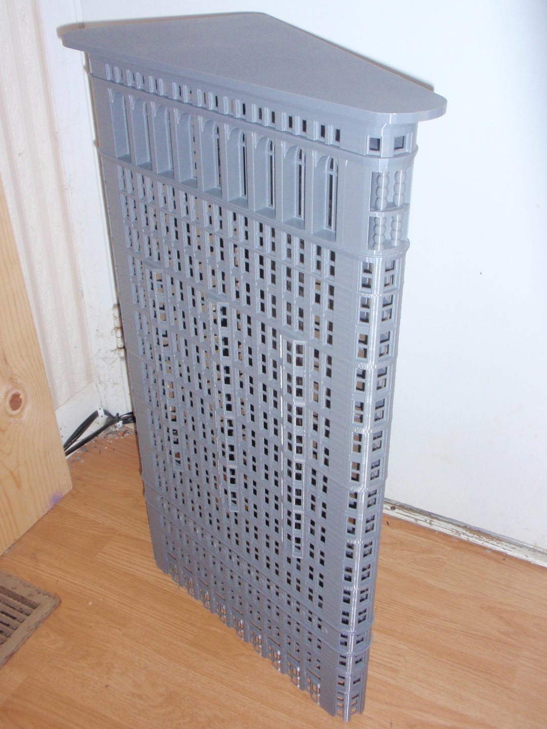 Flatiron Building Model – N & HO Scale Skyscraper - Etsy