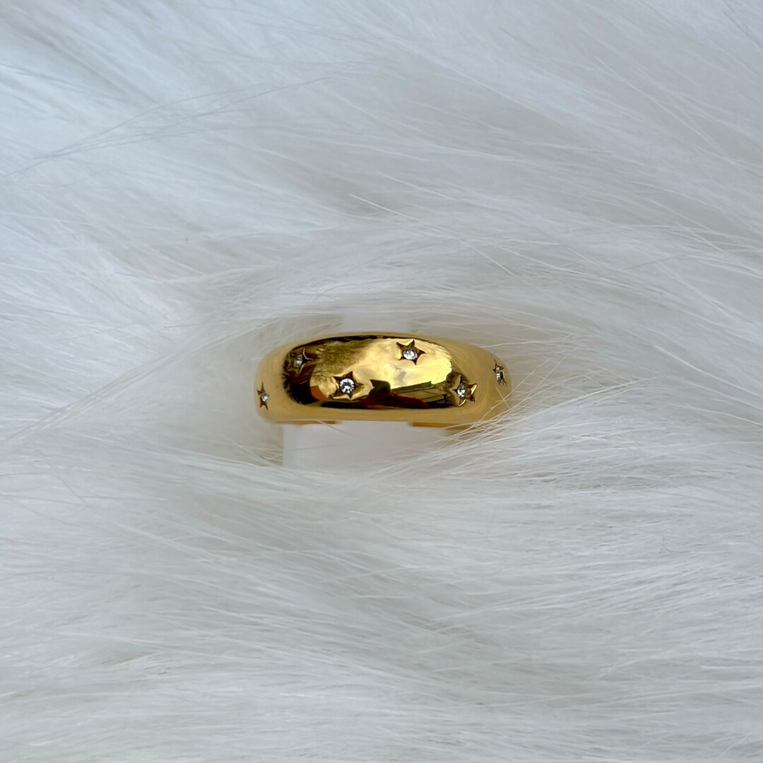 Chunky Gold Star Dome Ring, Starburst Ring, Star Signet, Cubic Zirconia ...